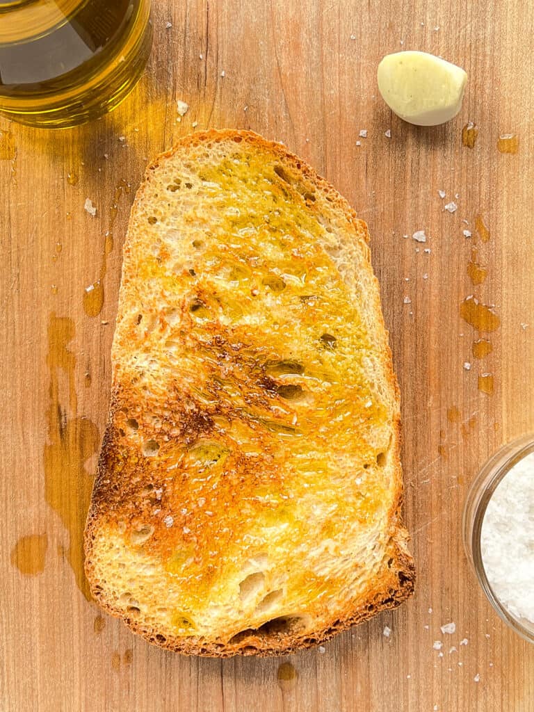 "The" Garlic Toast - daraeats