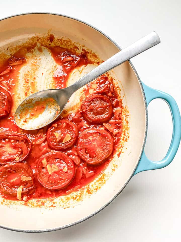 Easy Garlic Tomatoes